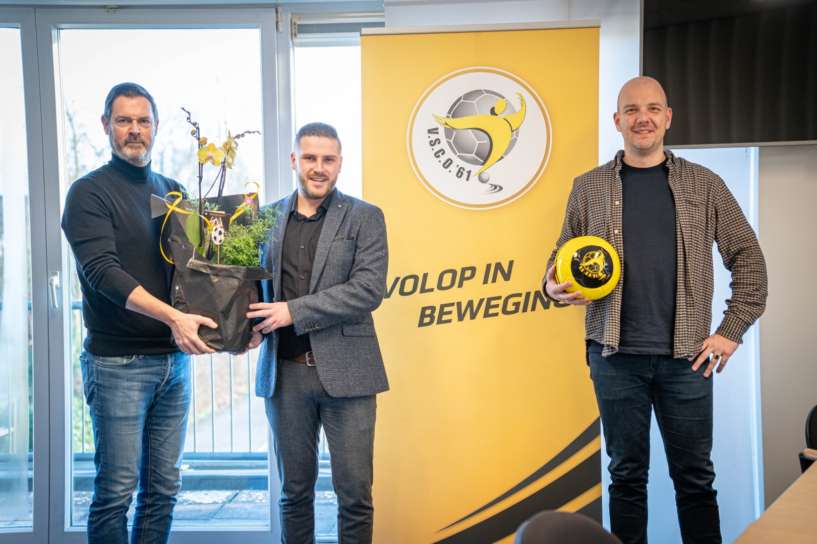Van Dijk Groothandel & Campenaer Koffie Kampen nieuwe leverancier en ...